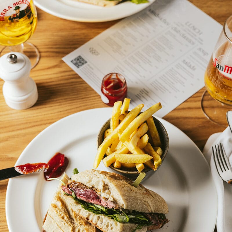 Food & Drink - The Lensbury