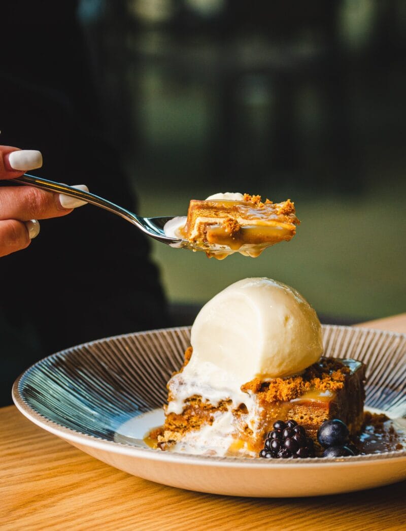 Food & Drink - The Lensbury